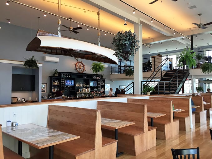 These cozy booths aren't just seats&mdash;they're front-row tickets to a seafood spectacular. Get ready for a taste bud adventure!