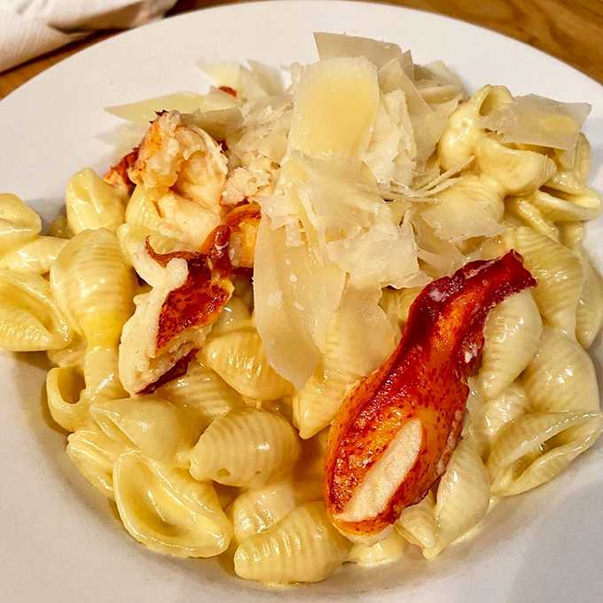 Get ready for a close encounter of the cheesy kind. This lobster mac is so good, it might just make you believe in culinary aliens.