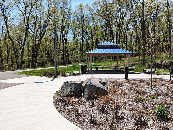 The Swedish Immigrant Regional Trailhead welcomes cyclists and walkers to miles of paved paths through spectacular scenery and changing seasons.