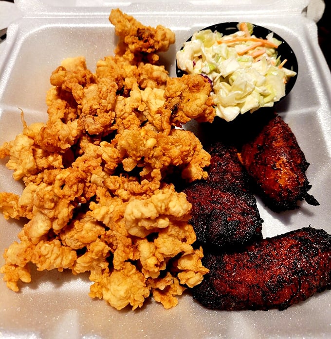 Golden-fried perfection! These clams are so crispy, they could audition for a potato chip commercial.