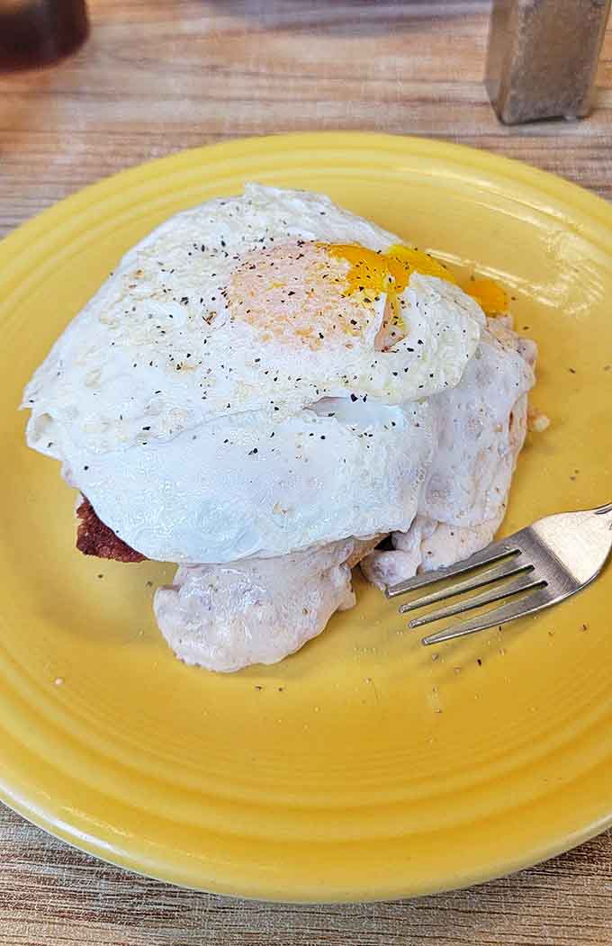 Perfectly cooked eggs with home fries that somehow manage to be both crispy and tender &ndash; the breakfast equivalent of hitting the lottery.