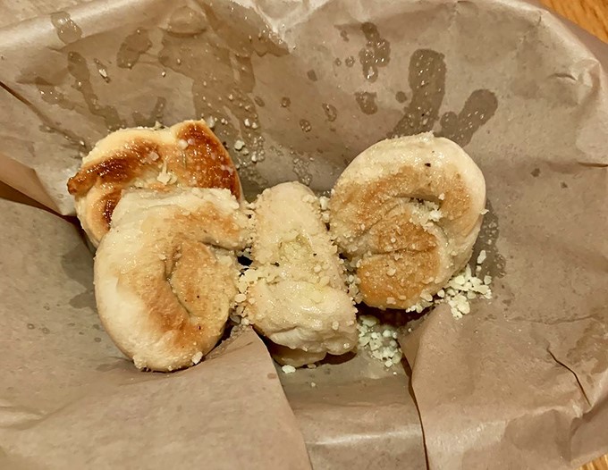 Garlic knots that make you forget all about carb-counting &ndash; some pleasures in life are worth every single calorie.