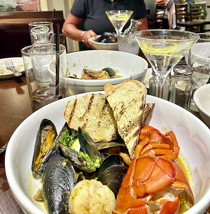 The ocean called&mdash;it wants its buffet back. This plate's got more legs than a crab convention!