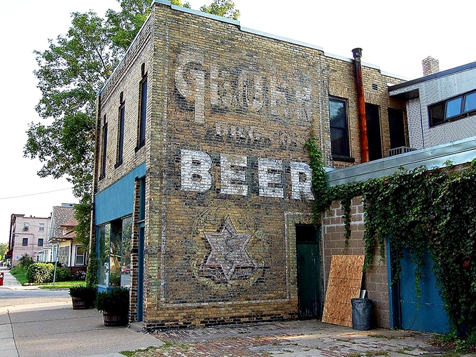 Step back in time! Gluek's is where history meets hops in a setting that's pure old-world charm with a Minnesota twist.