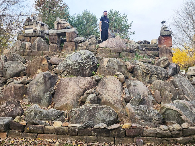 The Temple of Tolerance: Stonehenge's eccentric cousin! Wapakoneta's backyard wonder is what happens when a rock collection goes rogue. Jim Bowsher's cosmic creation looks like Mother Nature played Jenga after one too many earthquakes. It's a geological jigsaw puzzle that'll have you questioning gravity, sanity, and possibly your life choices.