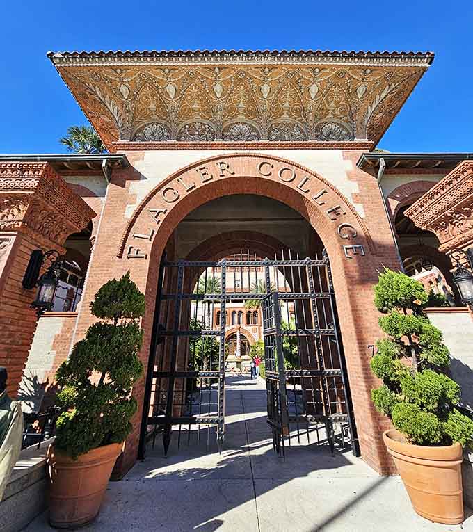 When your college campus looks like a Spanish palace, every walk to class feels like a scene from a period drama, lucky students indeed.