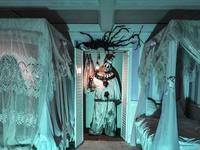 This bedroom setup suggests someone's interior decorator had very specific ideas about ambiance, specifically the terrifying kind that discourages overnight guests.