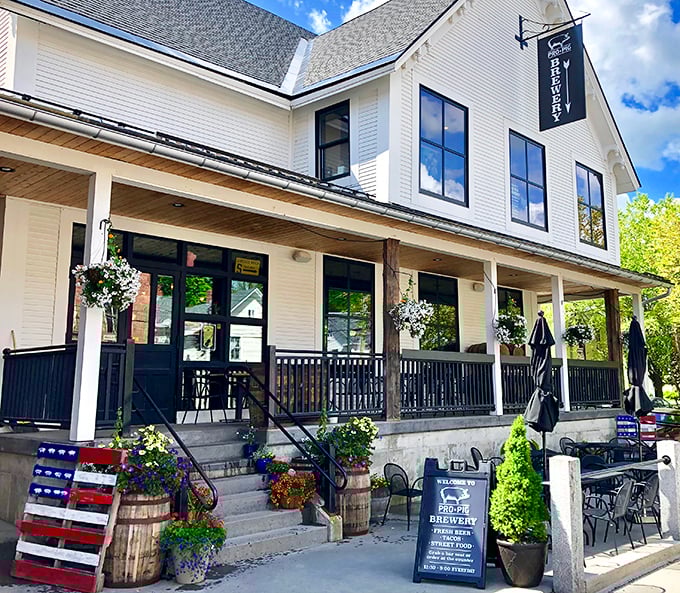 Where Southern comfort meets Vermont craft in the former home of legendary Alchemist Brewery. The mac and cheese deserves its own fan club.