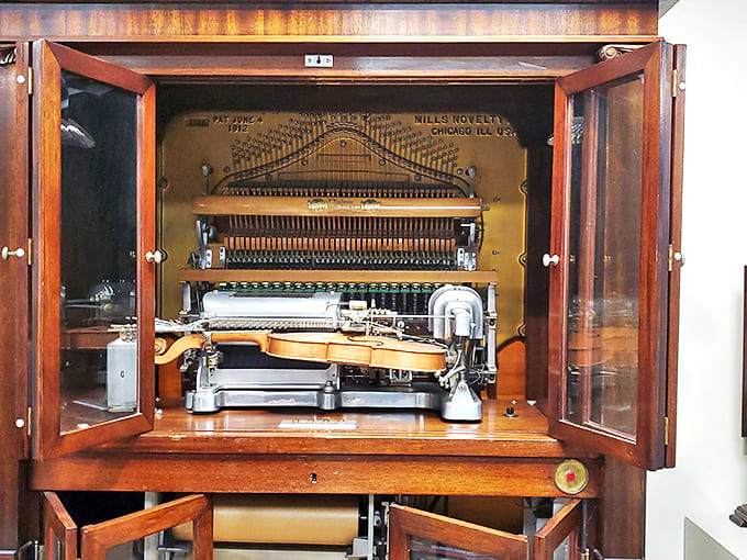 This mechanical marvel once entertained hotel guests with its self-playing violin and piano &ndash; no quarters or WiFi required!