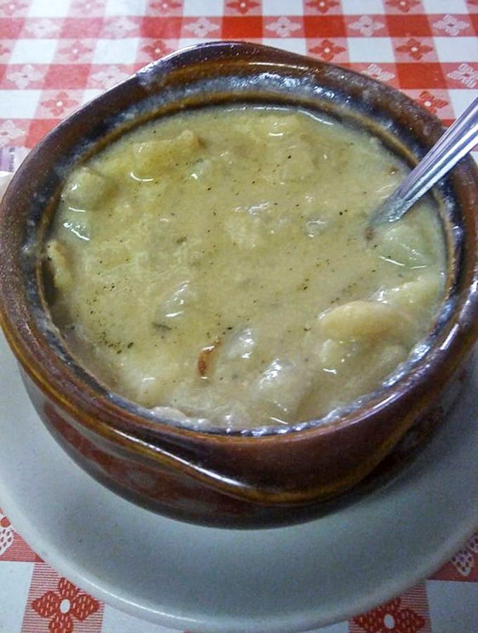 This isn't just creamy chowder – it's a warm hug in a bowl that makes Ohio winters bearable.