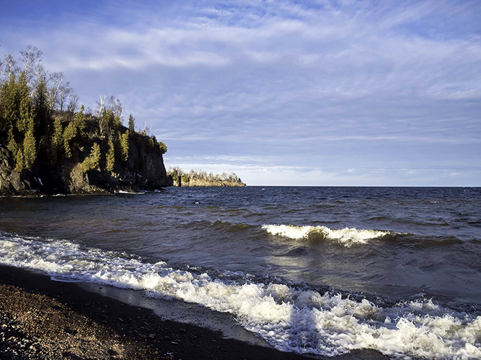 Who needs a metal detector when you've got eagle eyes? Treasure hunting has never been so colorful!