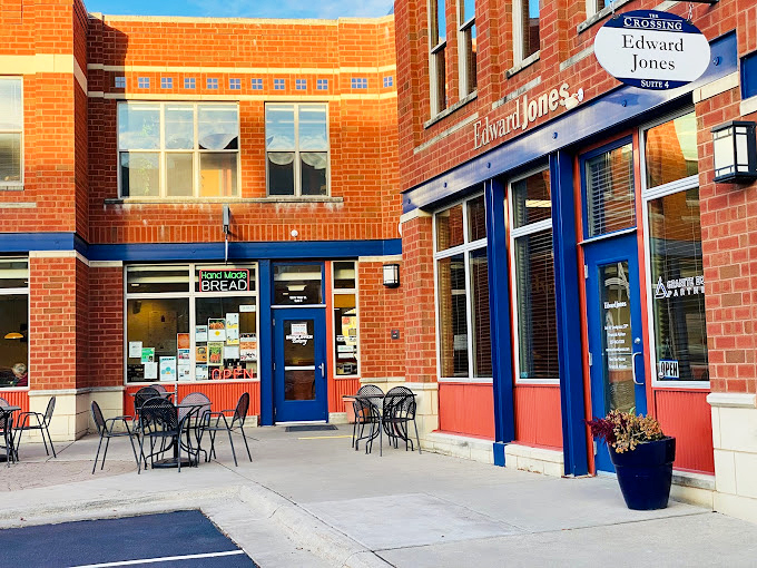 Where every loaf tells a story! This Northfield gem crafts breads so beautiful, you'll want to frame them&mdash;but eating them is way more fun.