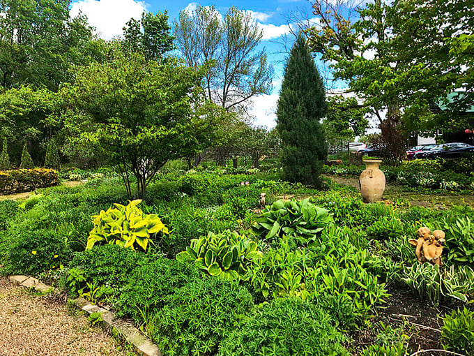 Vines and blooms create a picturesque scene. Who needs a green thumb when you've got this view?