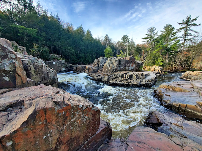 Rock-hopping adventure meets geological wonder. It's nature's version of "the floor is lava," but way cooler (literally). 
