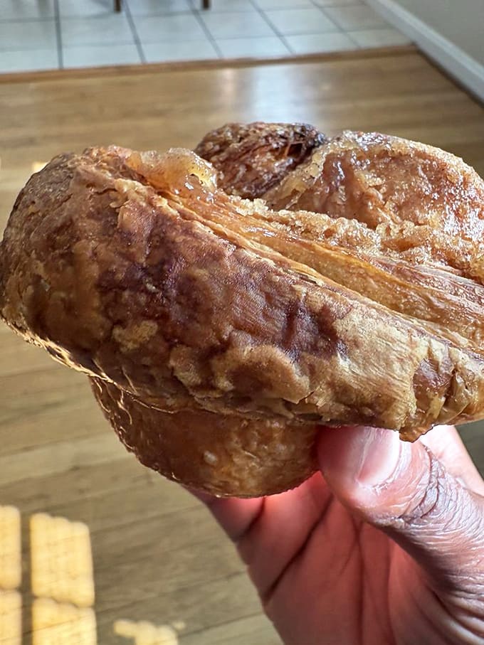 Layers upon buttery layers make this sticky bun the Meryl Streep of breakfast pastries, simply legendary.