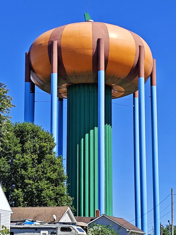 Even from a distance, the tower dominates the landscape, announcing Circleville's pumpkin pride to travelers miles away.