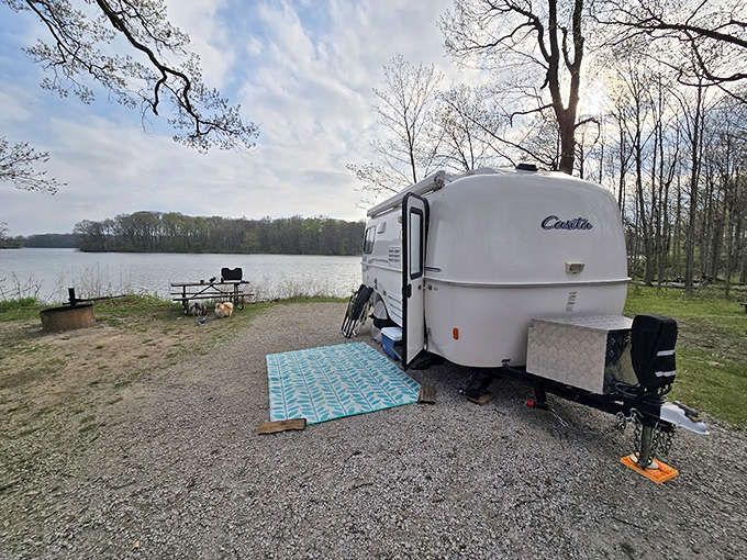 Lakeside camping at its finest&mdash;where "room with a view" takes on a whole new meaning.