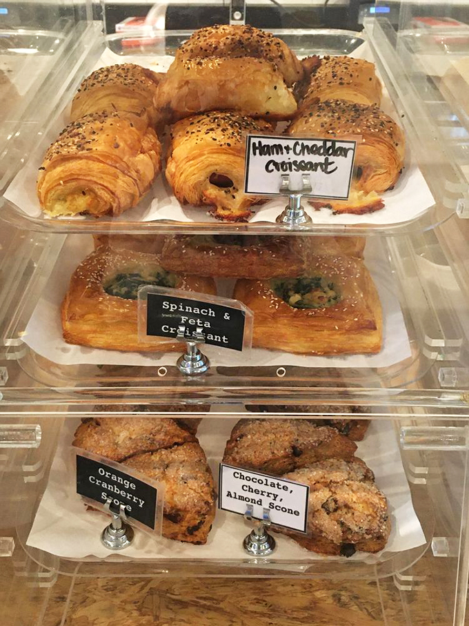 From ham & cheddar croissants to chocolate cherry scones, this display case is basically Vermont's answer to the Louvre.