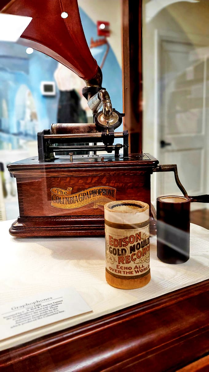 Edison's genius captured in wood and brass &ndash; this Columbia Graphophone reminds us that streaming music wasn't always so convenient.