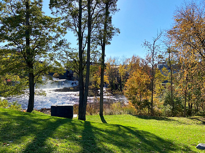Nature's lunch companion: Middlebury Falls provides the perfect backdrop for your sandwich-eating meditation session.