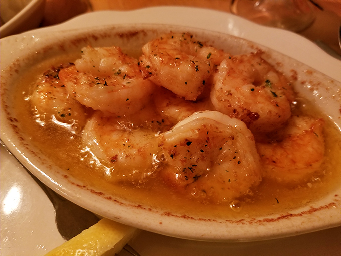 Plump shrimp swimming in buttery garlic sauce that you'll be tempted to drink directly from the dish when no one's looking.