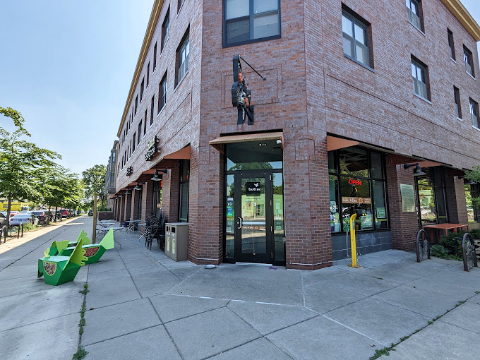 Sustainability never tasted so sweet! Butter Bakery's pancakes are a delicious lesson in local sourcing and community spirit.