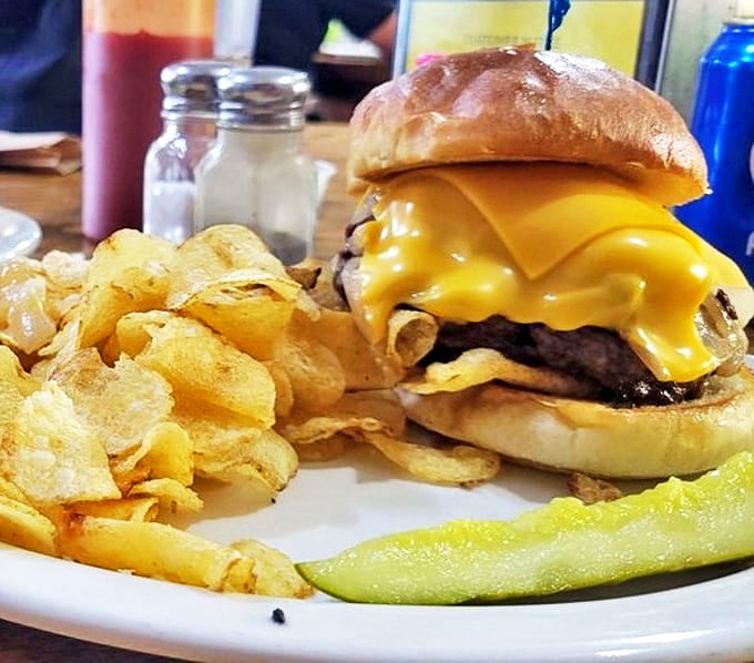 Simple perfection on a bun. Wally's cheeseburger reminds us that sometimes, the classics are classic for a very good reason.