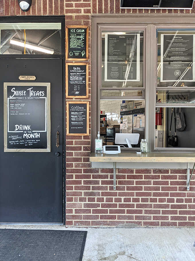 The walk-up window transforms coffee into convenience without sacrificing quality, perfect for grabbing Irish comfort on even the busiest mornings.