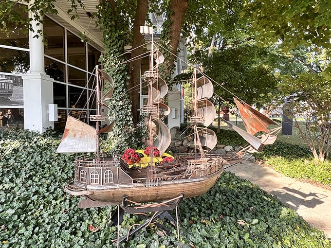 This intricate model ship seems ready to sail off on its own adventure &ndash; a fitting decoration for a place dedicated to storytelling.