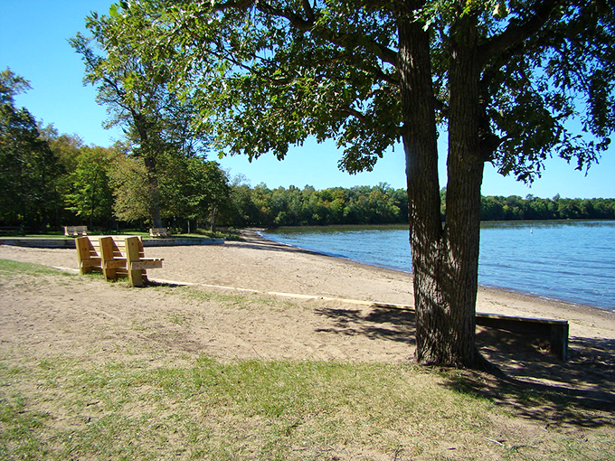Lake life at its finest! Swap ocean waves for gentle laps and seagulls for loons.