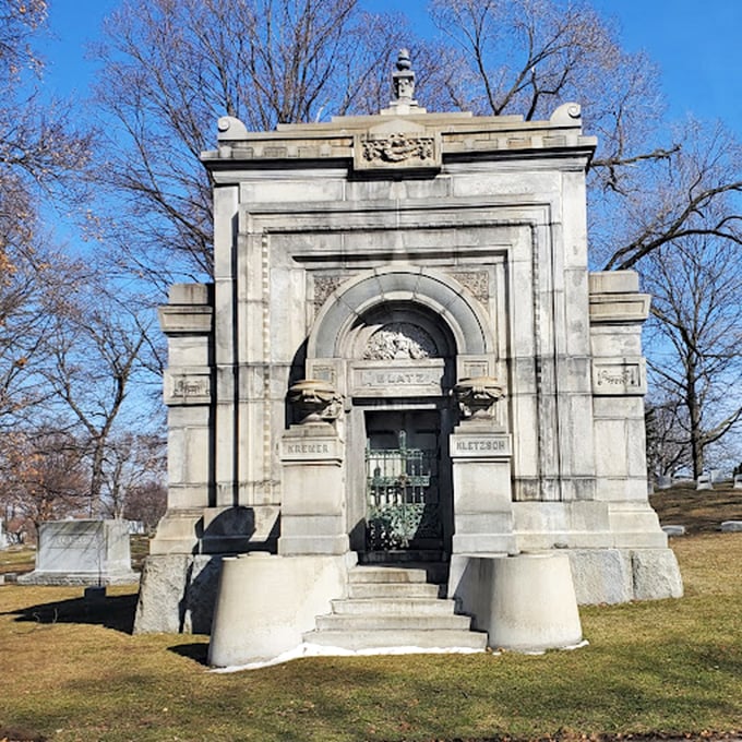 History buffs and ghost hunters unite! This Victorian cemetery is where Milwaukee's past comes alive... sort of. 