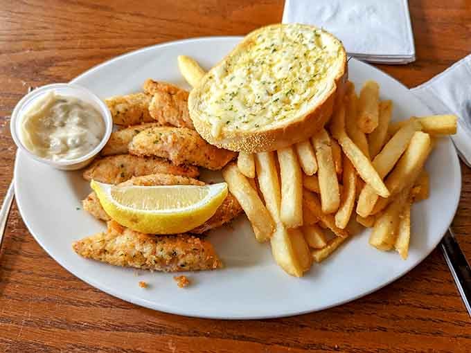Crispy cod with fries and garlic bread proves that sometimes the classics become classics for very good reasons indeed.