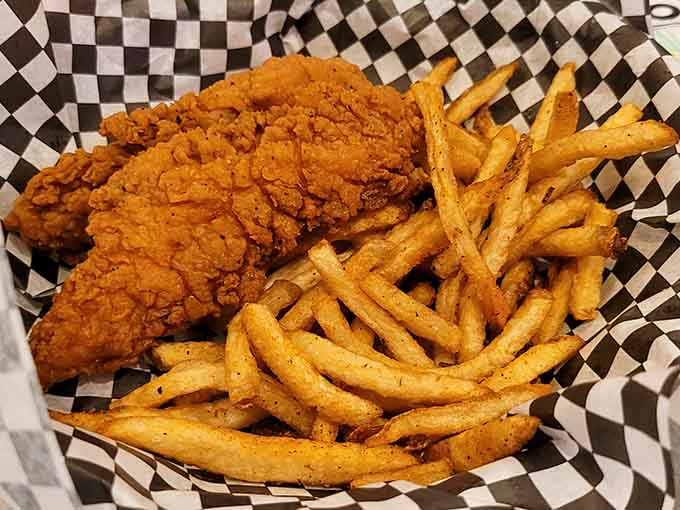 Golden, crispy chicken tenders prove that Cruiser's doesn't just excel at BBQ but nails the classics too with style.