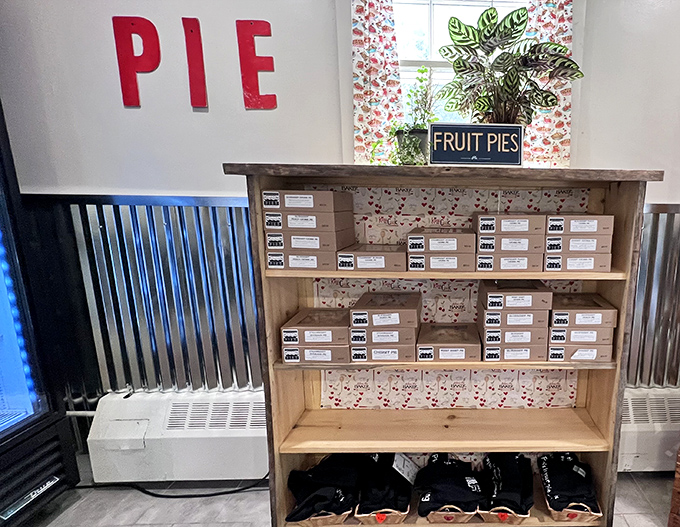 "Nothing says lovin' like something from the oven" proclaims the sign, while customer notes wallpaper the interior&mdash;a testament to pie-inspired happiness.