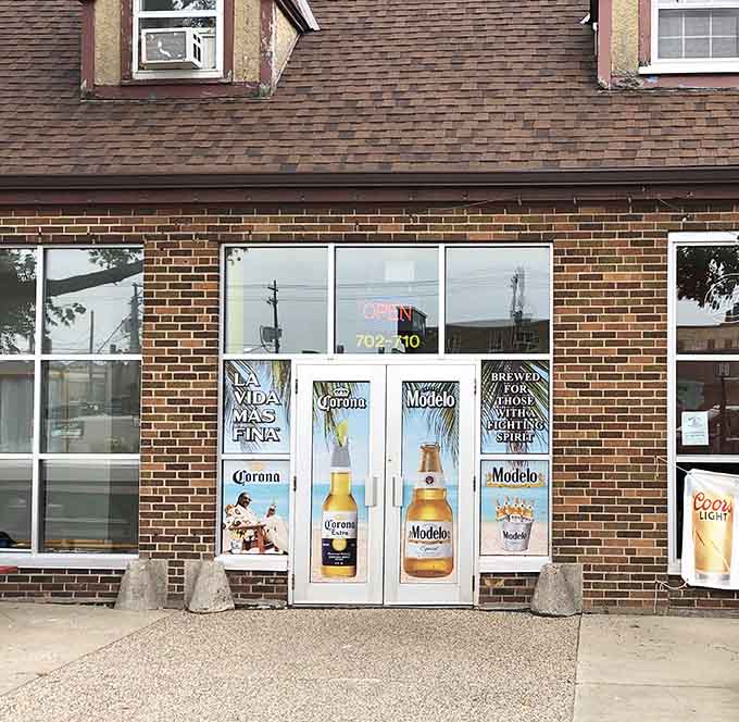 Corona and Modelo posters on the entrance doors signal that yes, you've found the right place, and yes, it's going to be good.