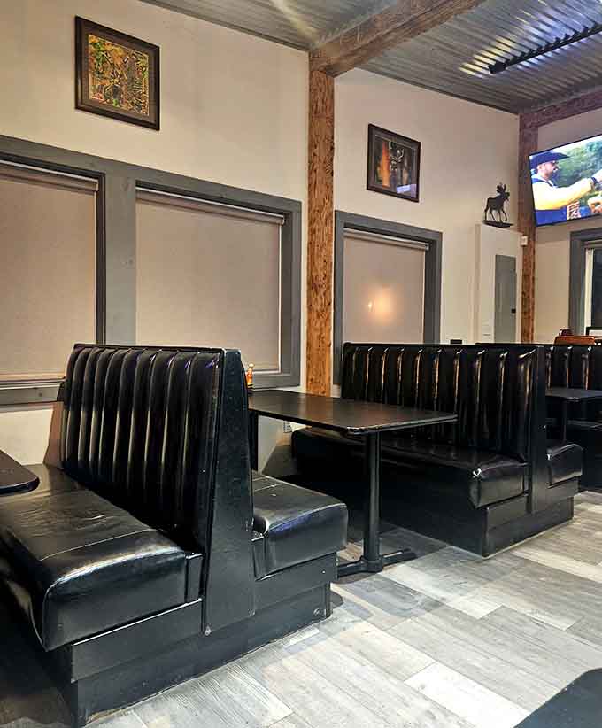 Cozy booths and happy diners create the kind of atmosphere where strangers become friends over coffee refills.