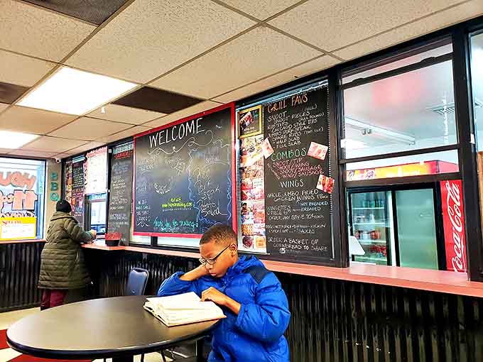 The casual dining area fills up with folks who know that the best meals are eaten among friends, even if you just met.