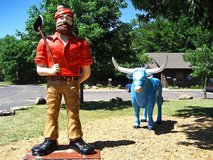 Timber! These larger-than-life legends are a cut above the rest. Paul and Babe prove that in Wisconsin, even the tall tales stand tall.