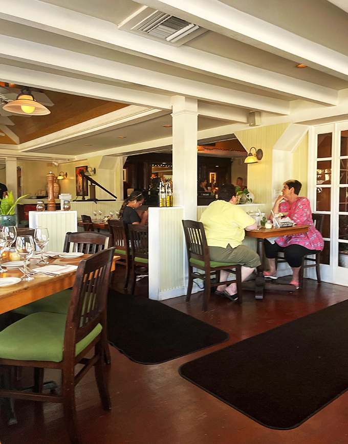 abbondanza italian restaurant 6