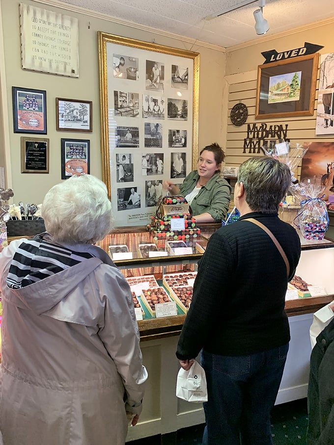 anderson's candy shop 7