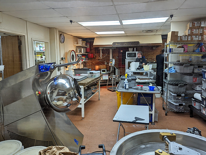 angell & phelps chocolate factory 8