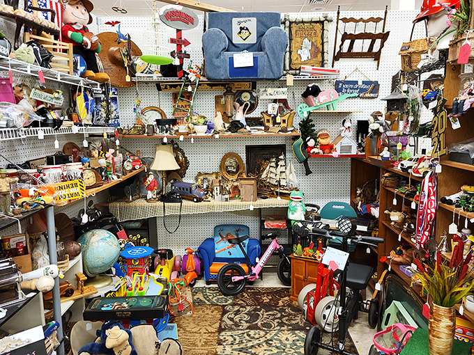 antiques mall of madison 3