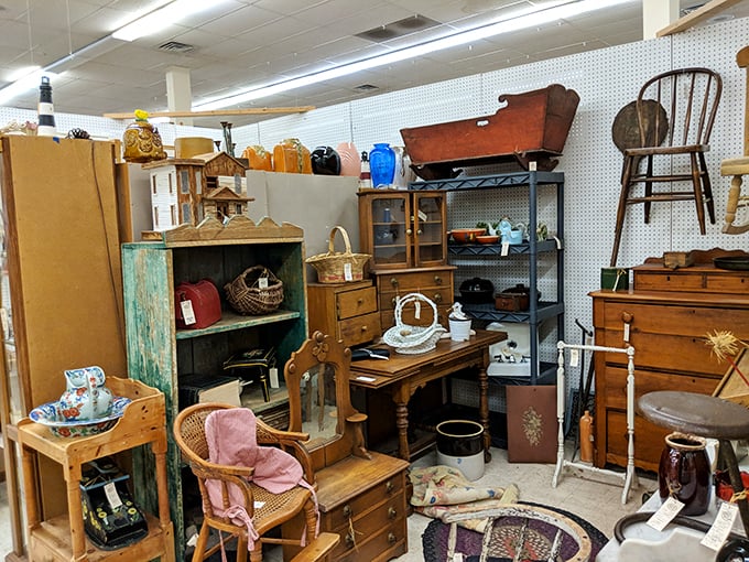 antiques mall of madison 4