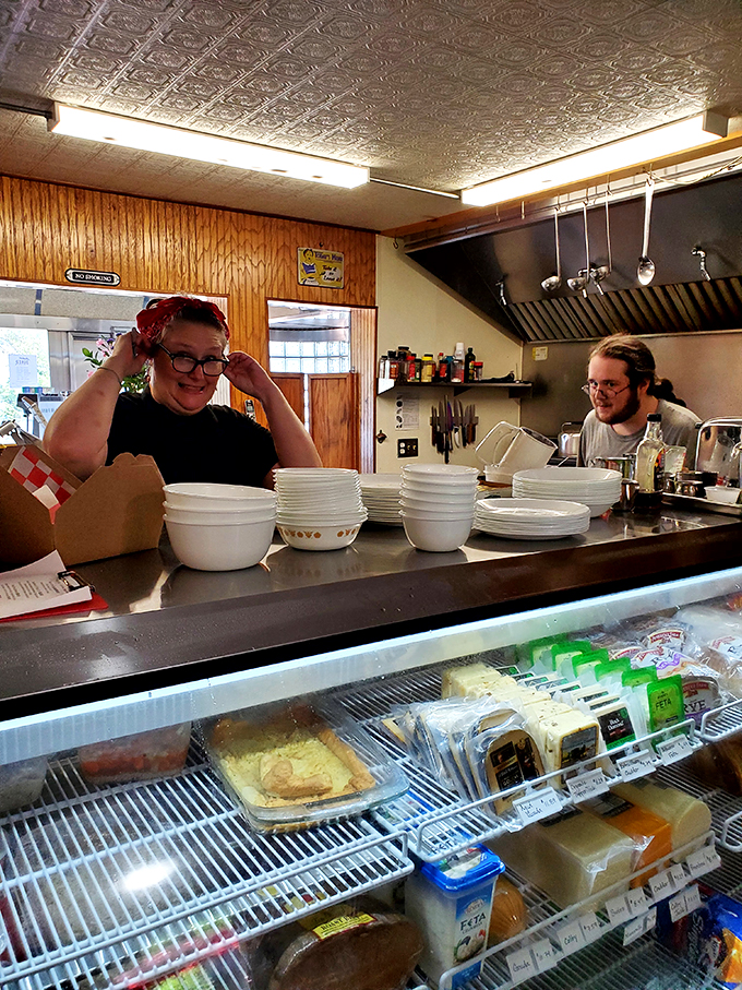 archie's west bay diner 3