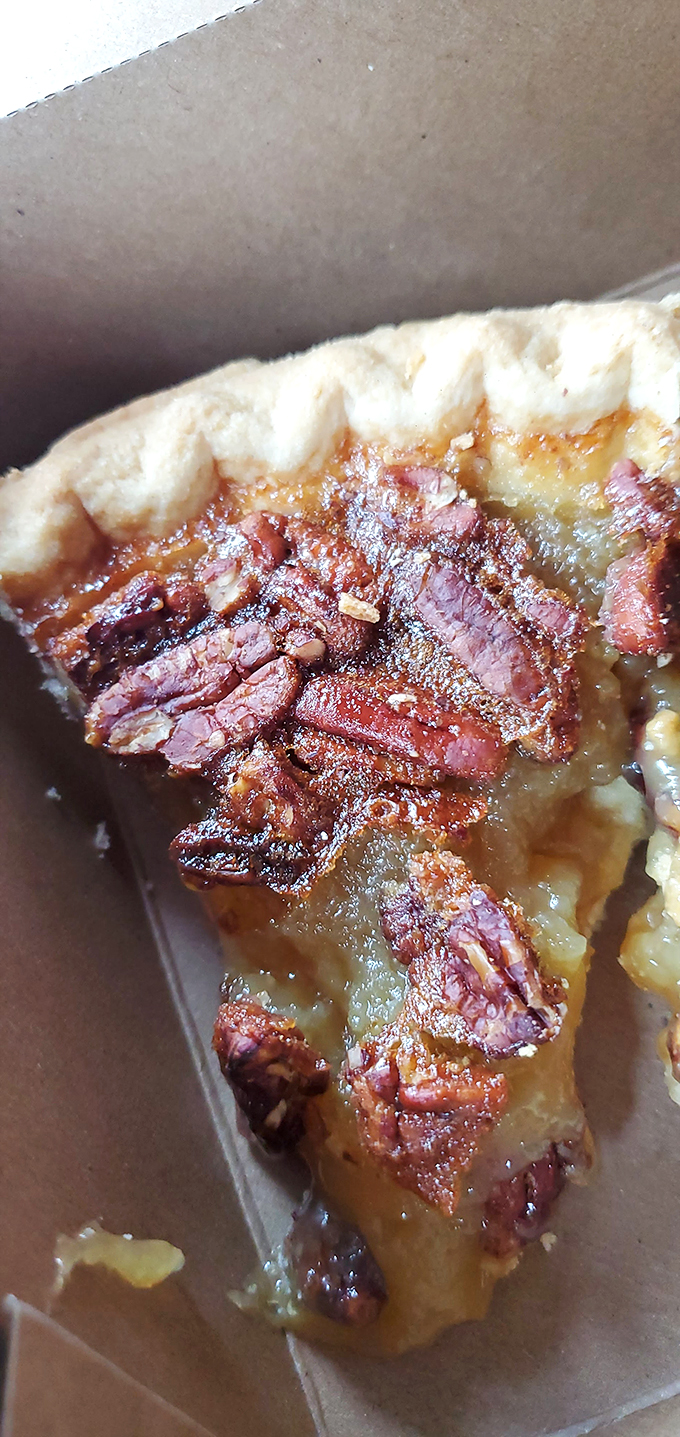 archie's west bay diner 5