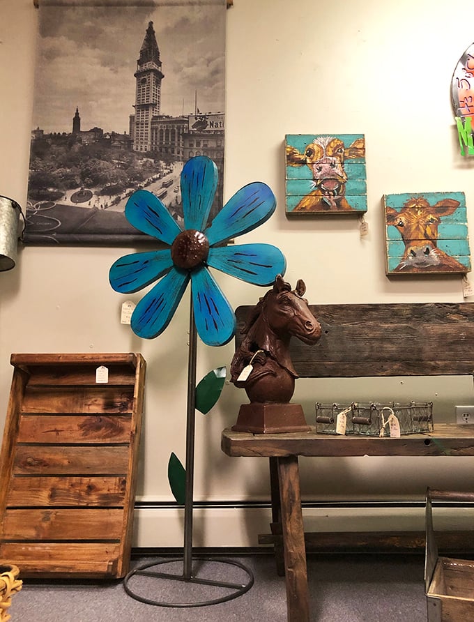 BARNHOUSE Vintage & Handmade Wares 3