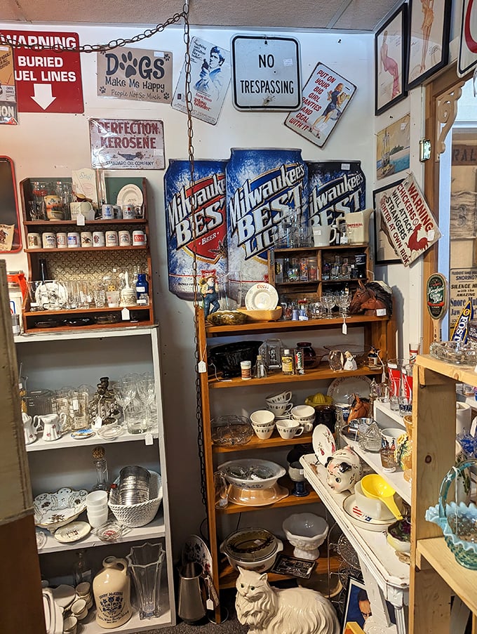 barnhouse vintage & handmade wares 8