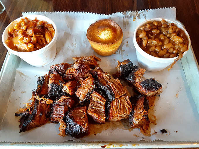 big ed's bbq & bar 8