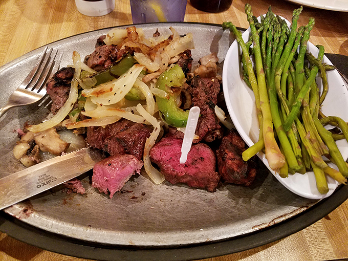 bill's steak house 6