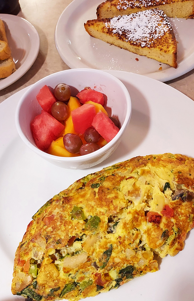 bloomingdale cafe breakfast & lunch 2